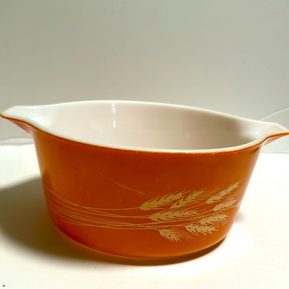 Pyrex | Kitchen | Vintage Pyrex Orange Autumn Wheat Bowl With Handles ...